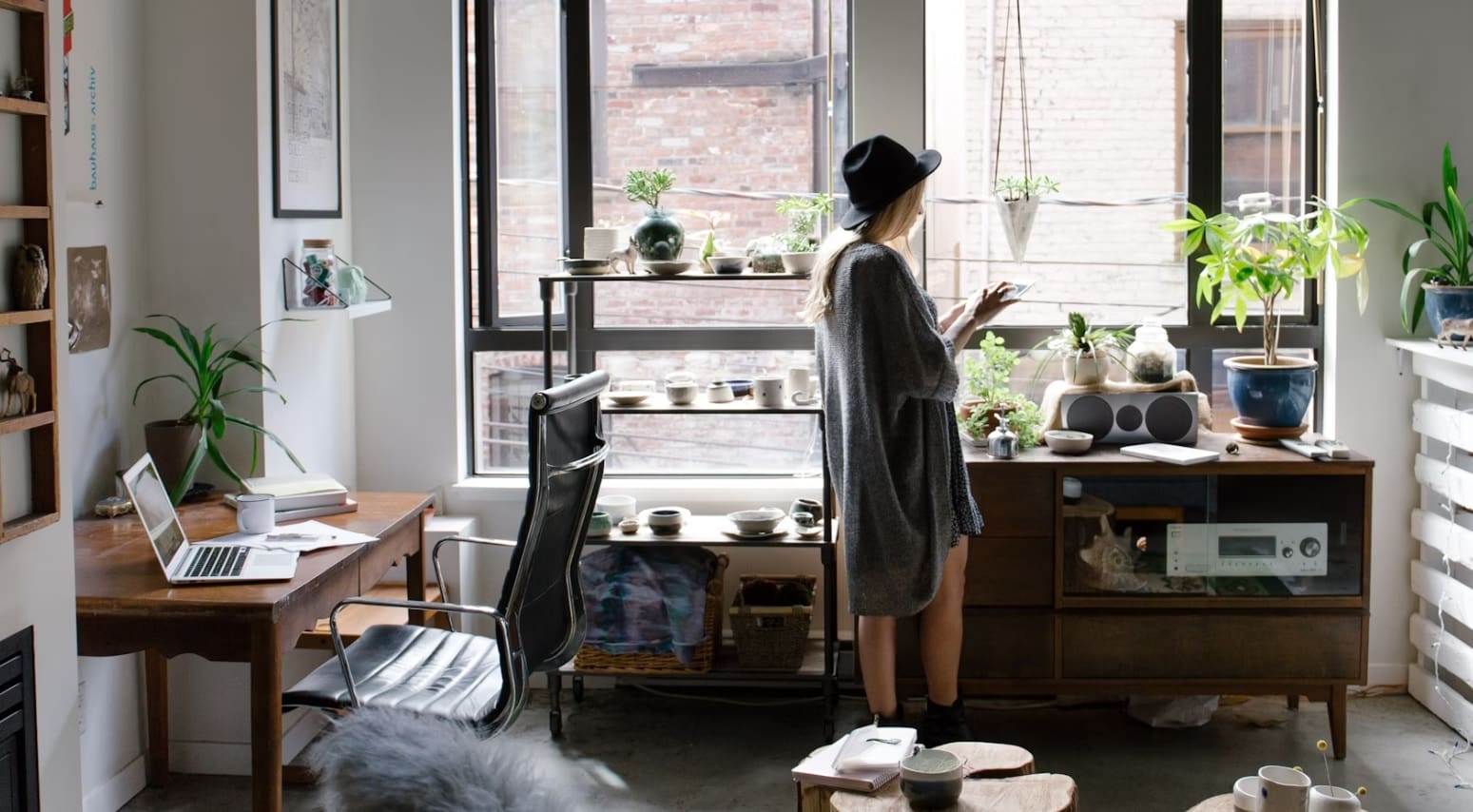 Gánh nặng vô hình gây tổn hại sức khỏe phụ nữ