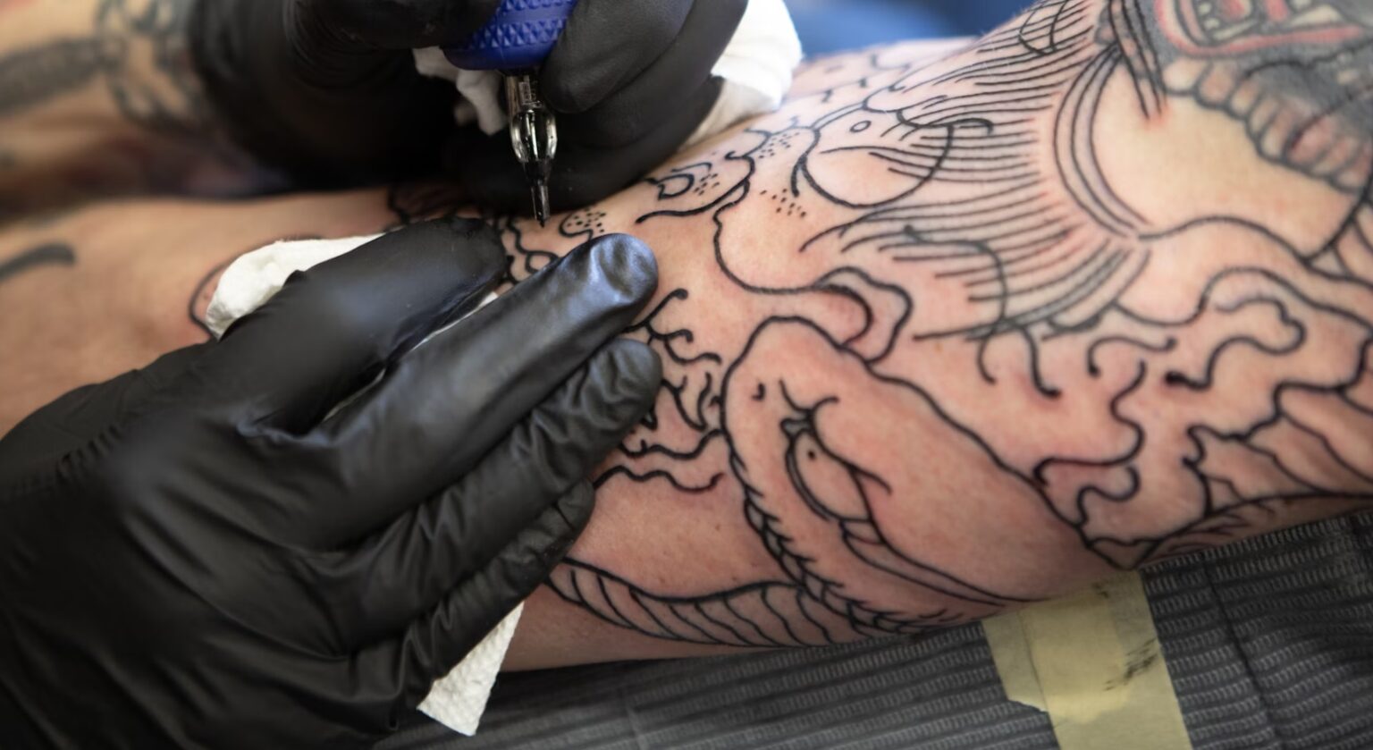 Tin vui cho bệnh nhân ung thư, tin kém vui cho người tattoo