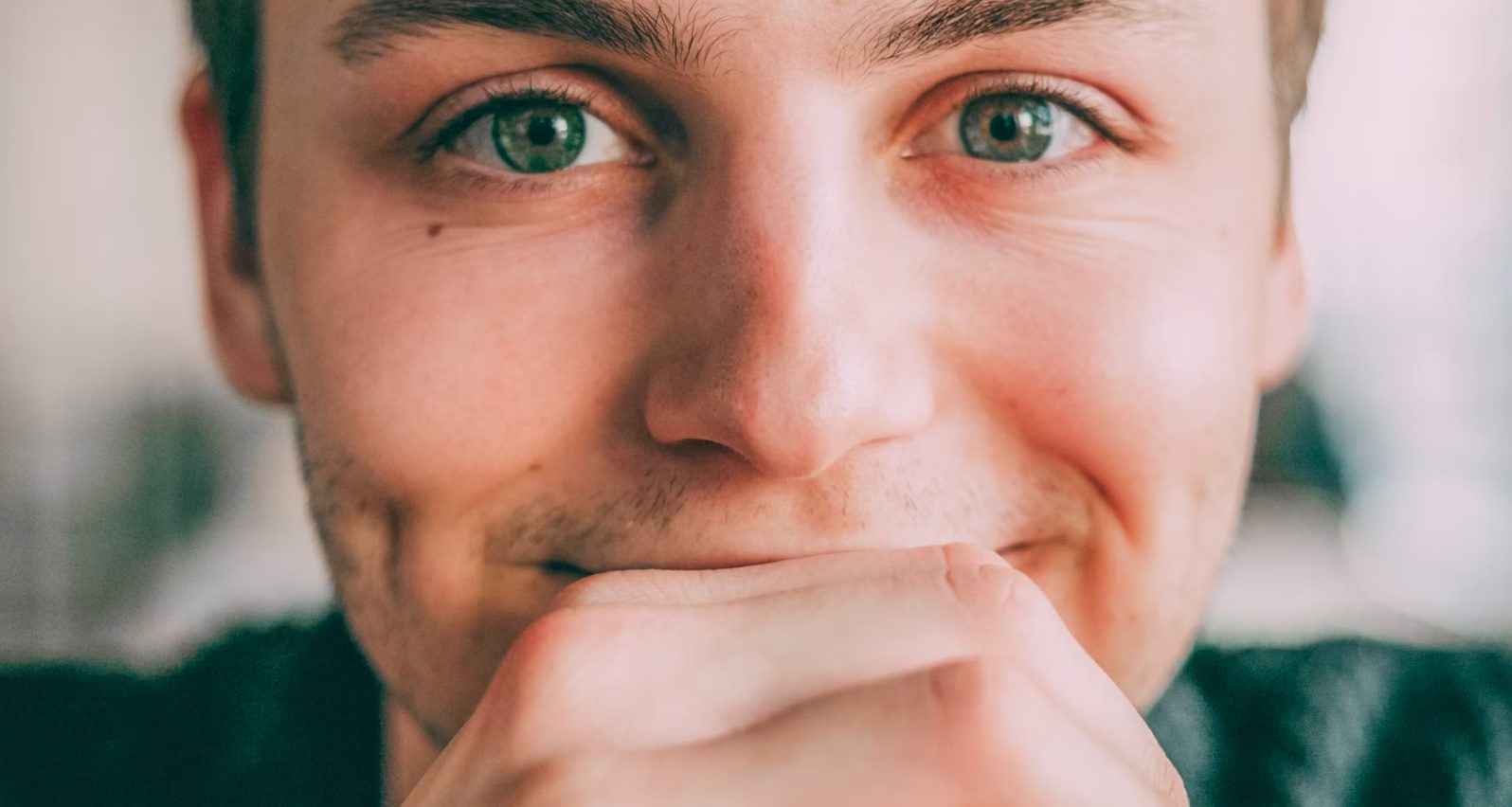 Ôi… má lúm đồng tiền